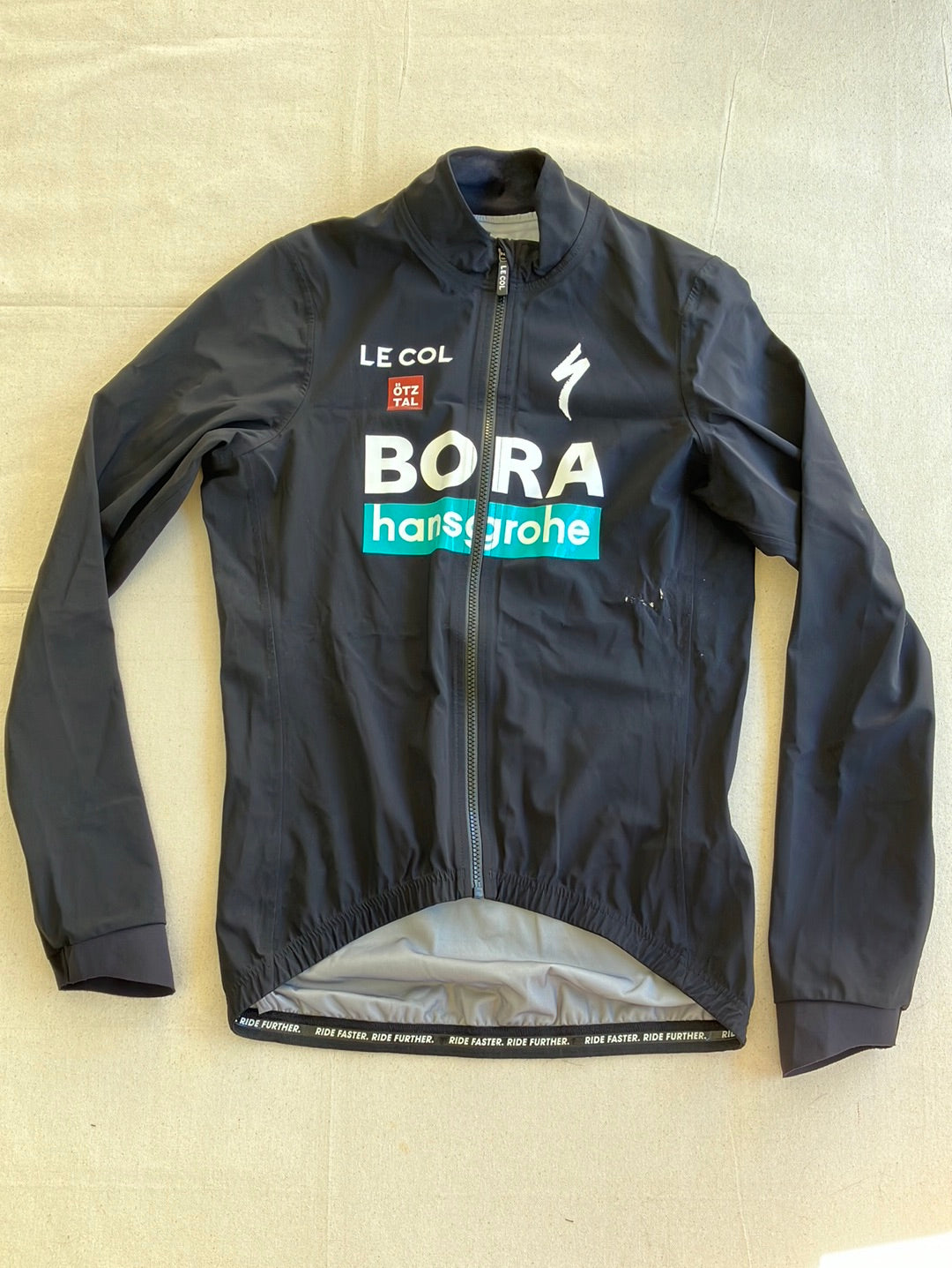 Rain Jacket Long Sleeve - Clearance | Le Col | Bora Hansgrohe | Pro Cy ...